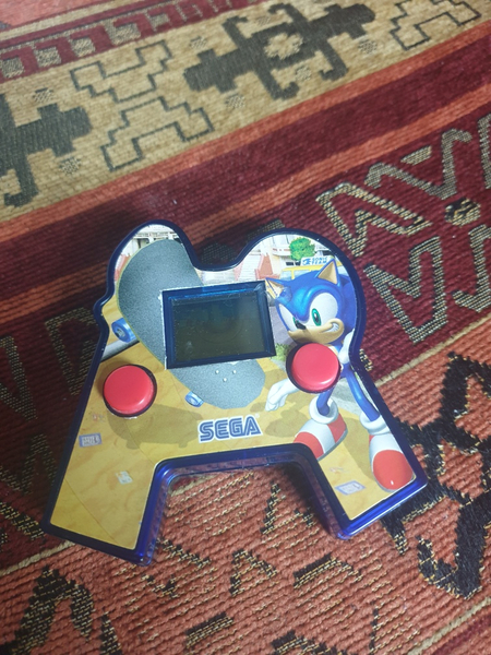 Электронные игрушки  SEGA .