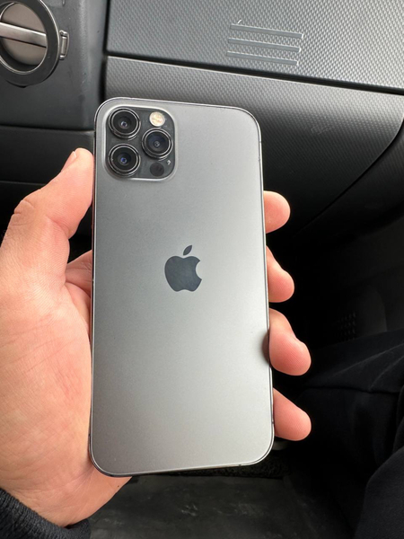 Iphone 12 pro sotiladi