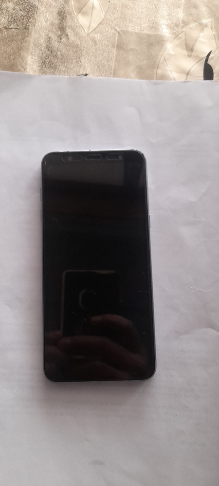 Samsung Galaxy J8