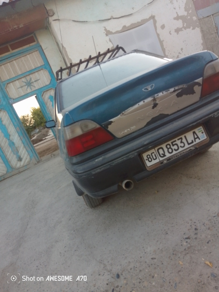 Nexia sons sotiladi.