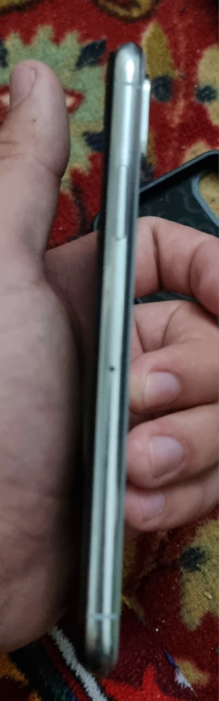 IPhone XS  Sotiladi > Kelishamiz