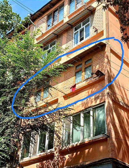 Продаётся 3-х комнатная квартира в центре
