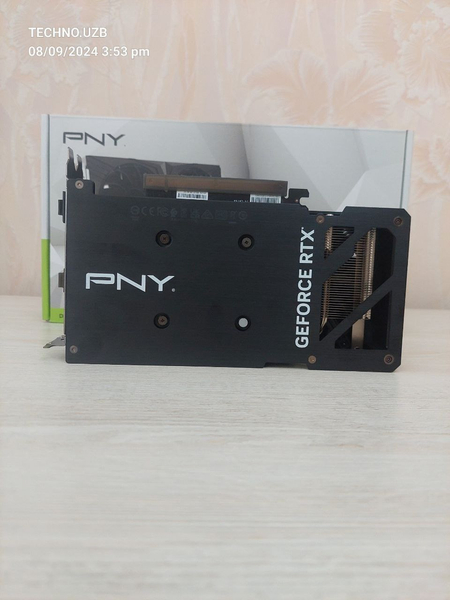 Продам Видеокарту RTX4060 8Gb PNY новый