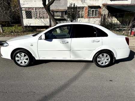 Продаётся автомобил