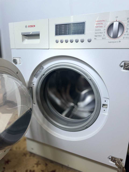 Продам стиральную машину Bosch 22058