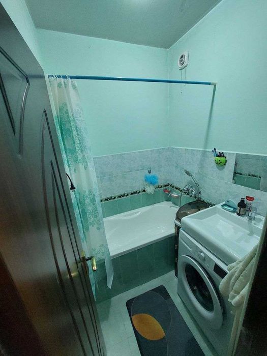 (К129473)Продается квартира Чиланзар10
Uy sotiladi:Chilonzor massivi10