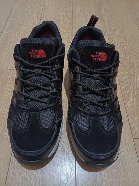 Кроссовки The North Face