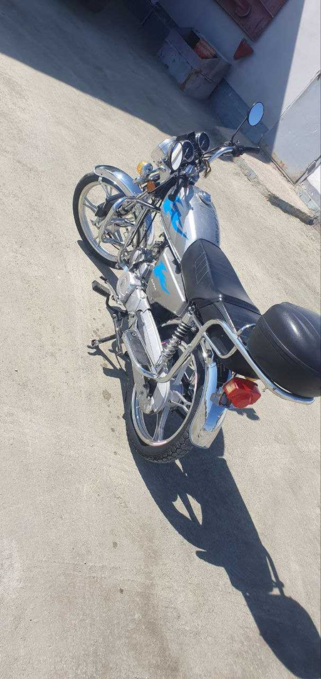 Motosik ,   Skuterni puliga