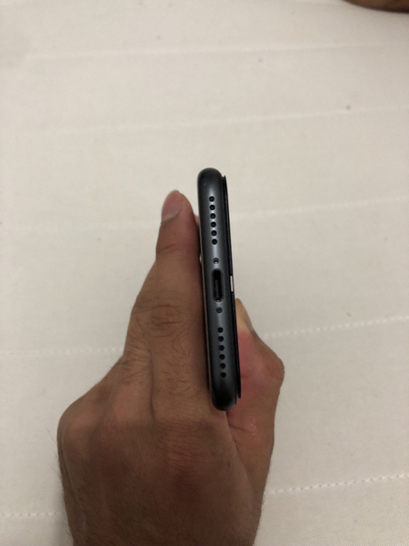 Iphone 8 256 Gb bleck 84 % Radnoy