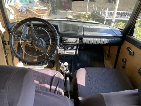 Москвич 412 сотилади