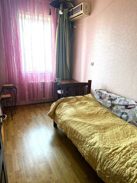 Квартира в аренду 3х комнатная ул.Чехова 60 школа отличная локация!