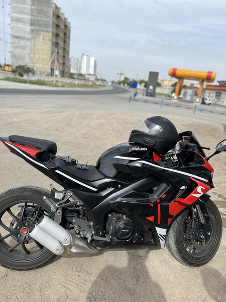 Мотоцикл Ducati 2024 бензин