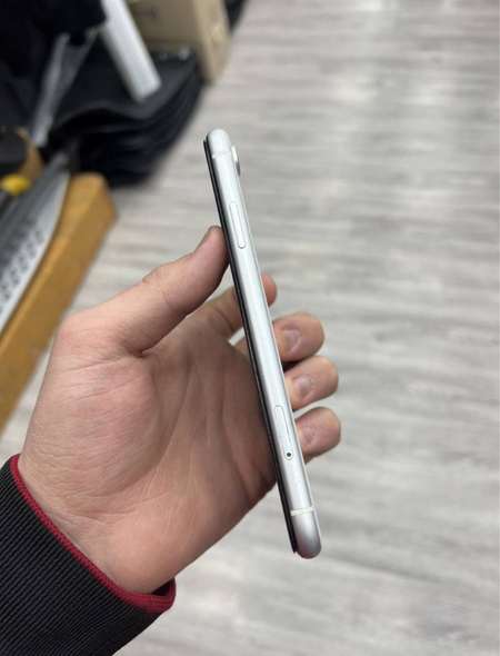 iphone xr ideal 128