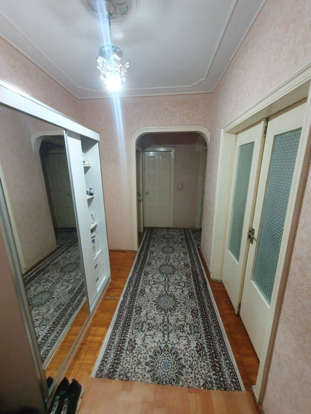 Продаётся на Карасу-1 3ком
