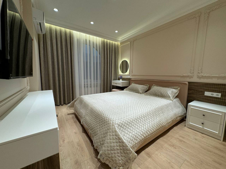 Продается 4х комнатная квартира,ЖК Мирзо Улугбек,ул Сайрам, 120 м2