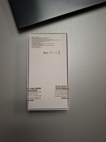Продаю Samsung Galaxy A54 Black 8/256 в идеальном состоянии