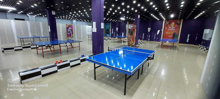 Tennis stoli. O\\\'ynash uchun maroqli.