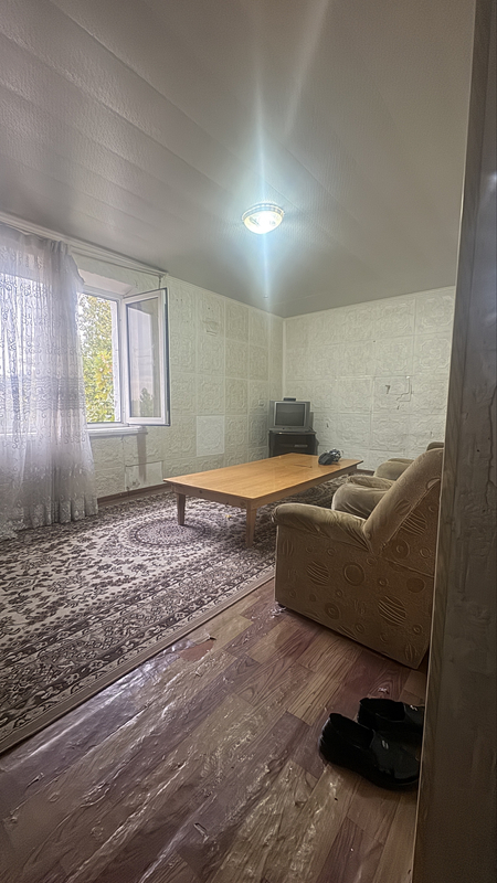 Проадается 1ком 39м2 с болконом 2на3