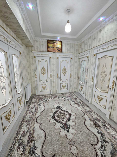 3хонали 100кв 2кават
Барча жихозлари колади