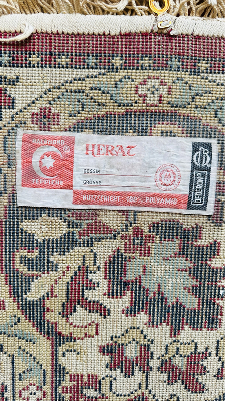 Продаётся ковёр
