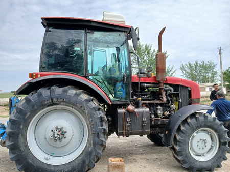 Трактор беларус 1523 Плуг Lemken Europal 5  билан