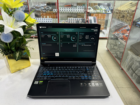 Acer predator helios 300 core i7 10 avlod 16/500 ssd GTX 1660Ti 6 lik