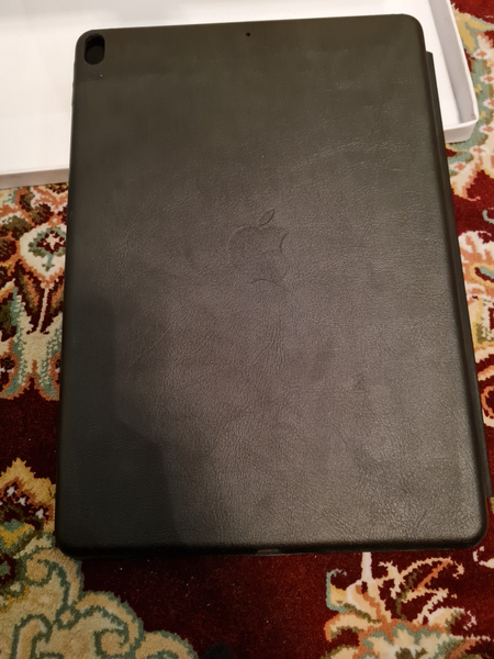 Продаю чехол для ipad pro