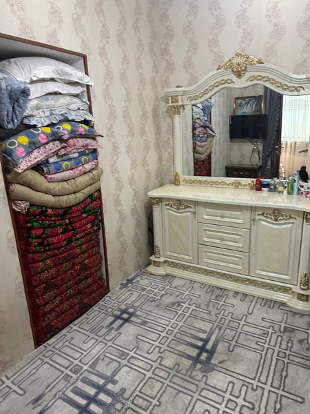 Kvartiravsotiladi 2 xonalig 3 hona qilingan 1 etaj 2 etajli dom