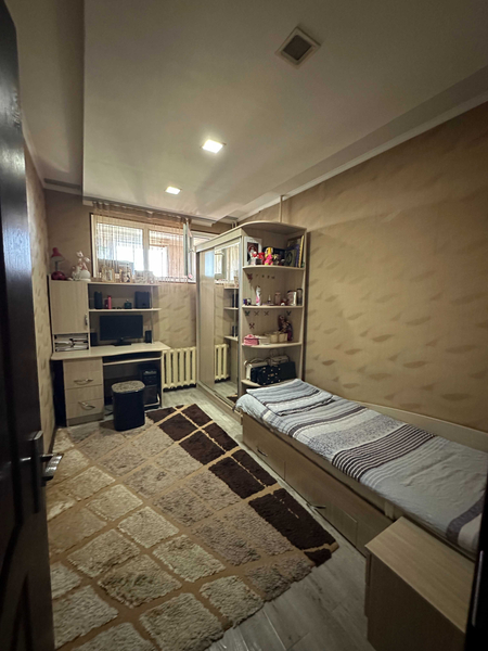 Своя в центре 2в3/8/12 ЦУМ, Космонавты, Выставочный зал. Локация Супер