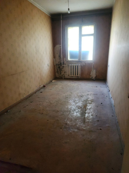 Продаётся 2 комнатная Чиланзар 20 Д