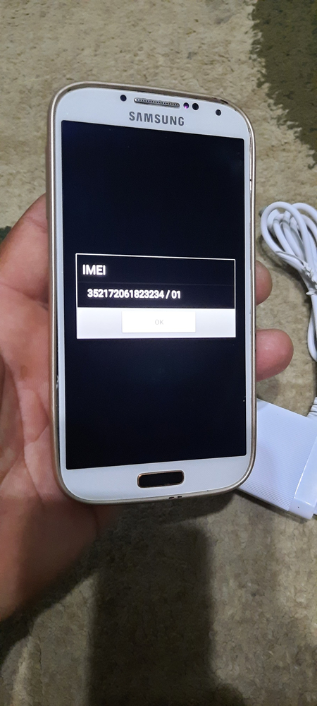 Телефон Samsung S4