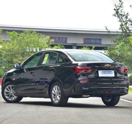 Monza: Shahar Uchun Stil Va Quvvat!