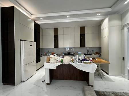 Mebel na zakaz Hitech