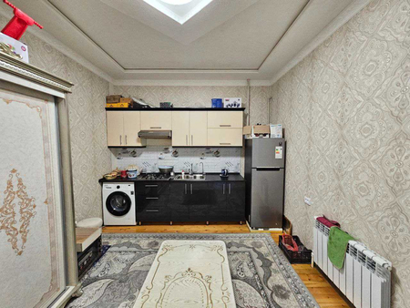 2 xonali 70m² 2-qavat uy sotiladi