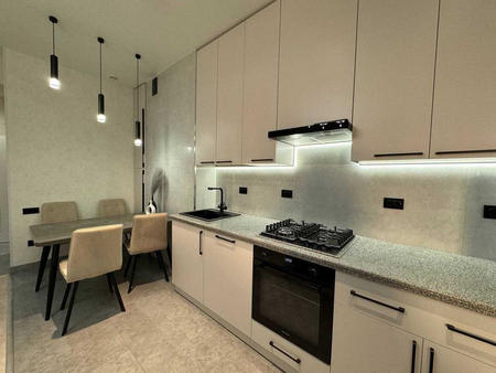 ЖК Dream House ул.Кичик Бешагач 2-комн 4/10 67 м² евроремонт меб/тех