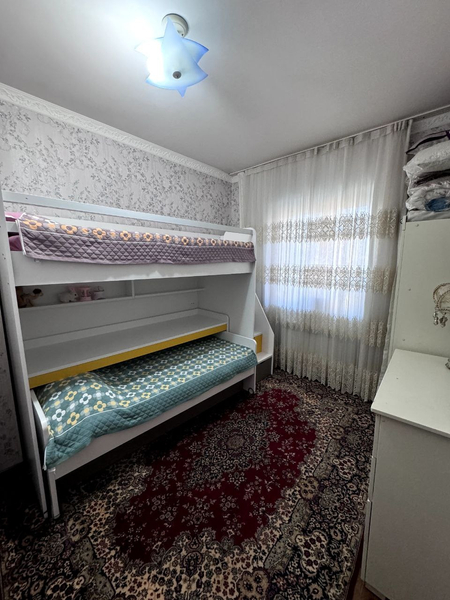 Продаётся 4 х ком квартира Шайхонтохурский район