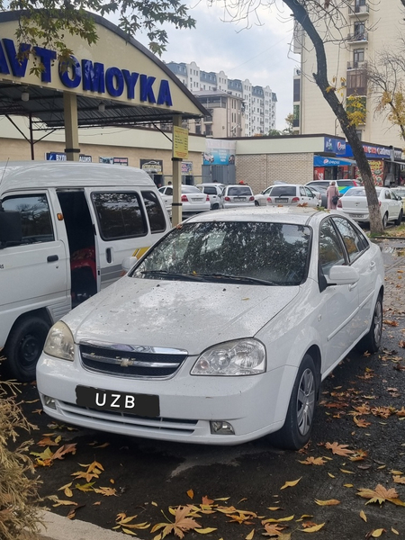 Chevrolet lacetti