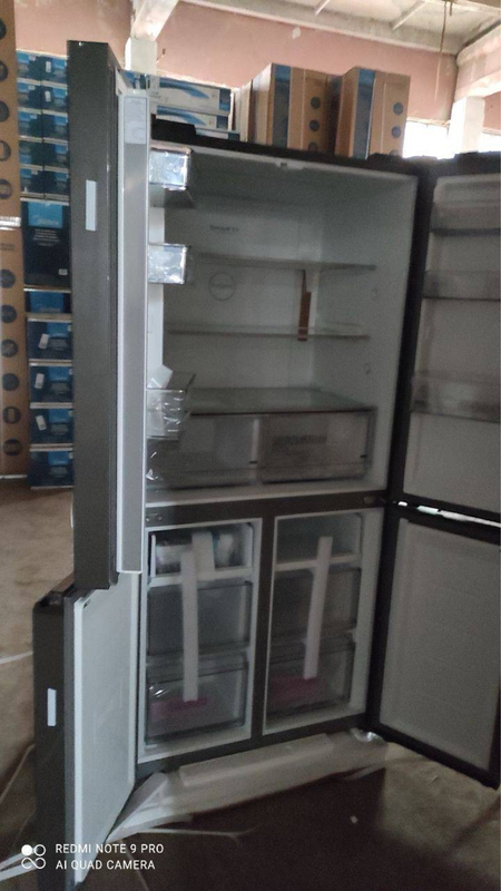 Холодильник Midea MDRF632FGF22