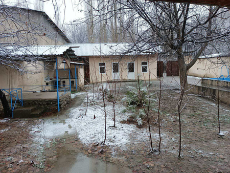 Чарвак участок 4 сотки + 4 до речки Угам