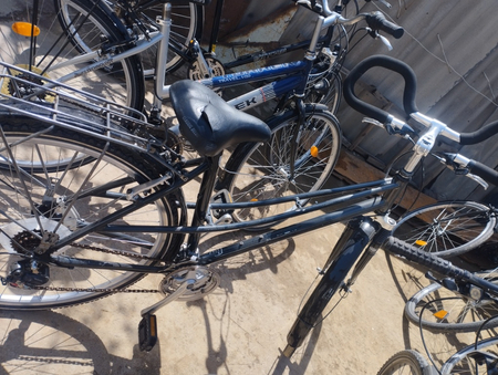 Germanniske velosipedlar sotiladi