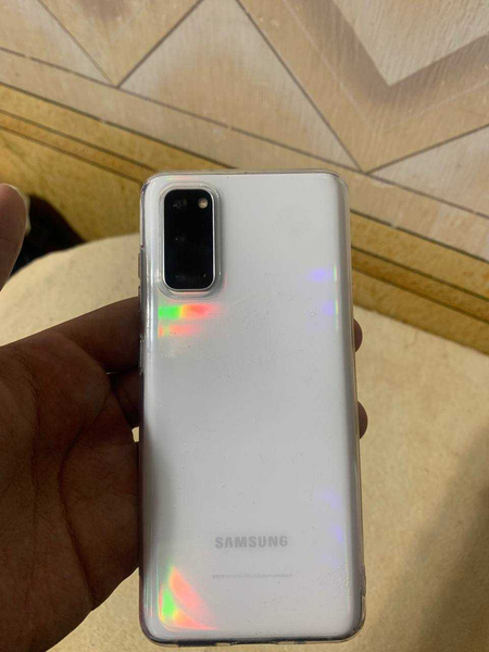 Samsung s20 12/128