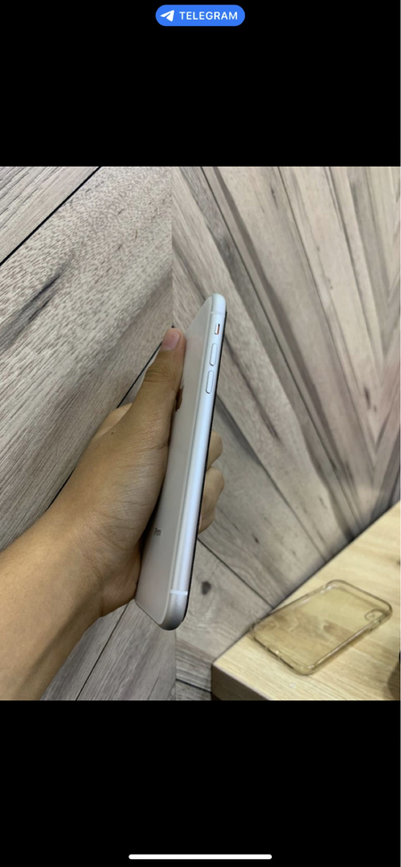 iphone xr……….