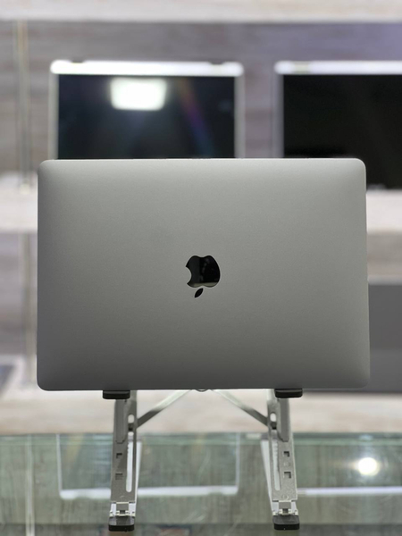 MacBook Air M1 13-inch 8/256