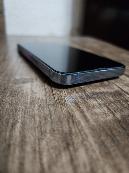 iPhone 13 pro                                         .