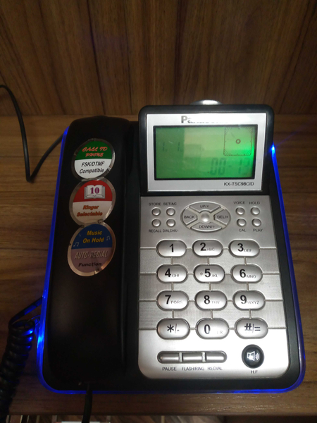 Artel V5 sotiladi 2 sim, hamma narsasi bor. Кнопочный телефон 120 тыс