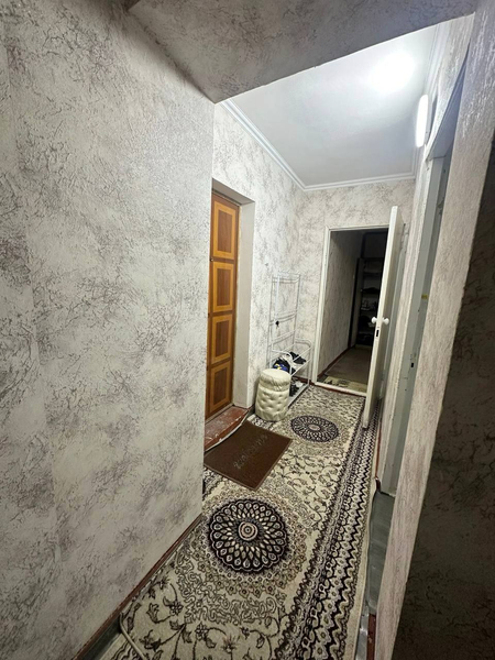 Чиланзар 22 2ком 2,6 балкон срочно продам 58.000 ками бор