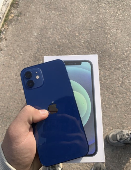 Iphone 12 sotladi
