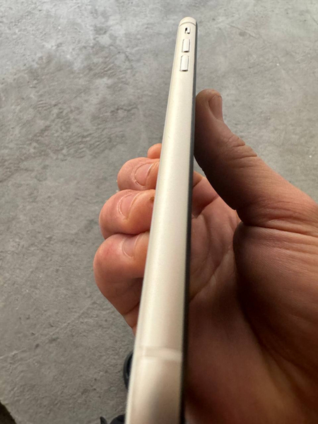 Iphone 11 4/64 ideal