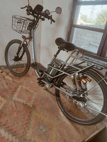 Velo skuter sotiladi pul zarurligi uchunnarxi 4 million kelishamiz