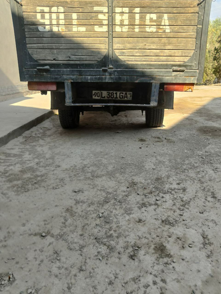 Uazik yaxshi holatda
